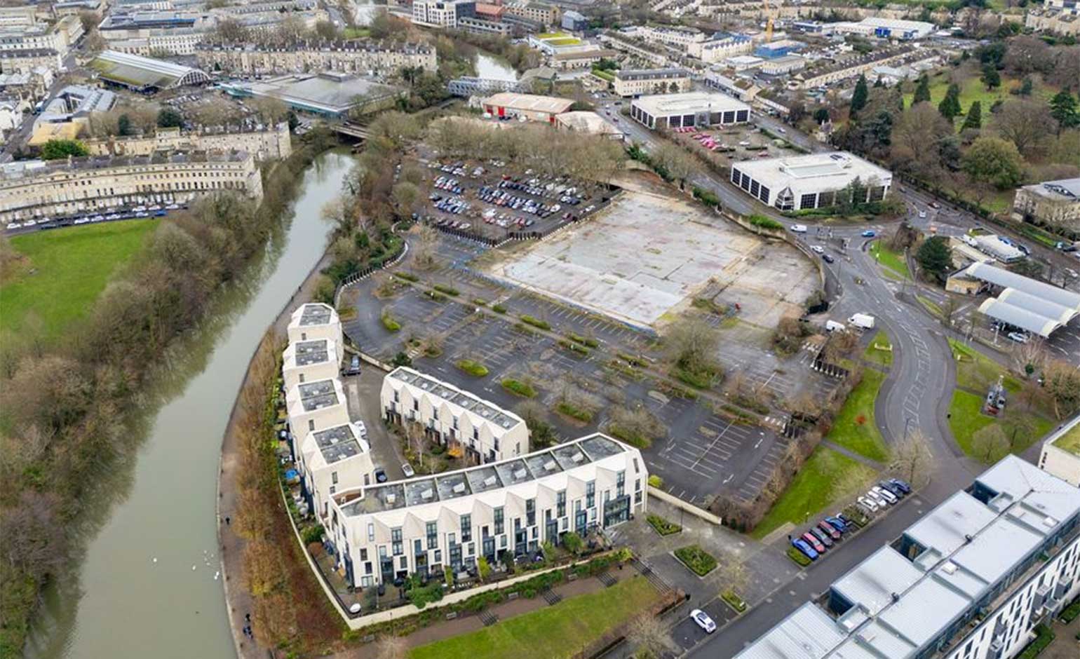 Pines Way, Bath - Circle